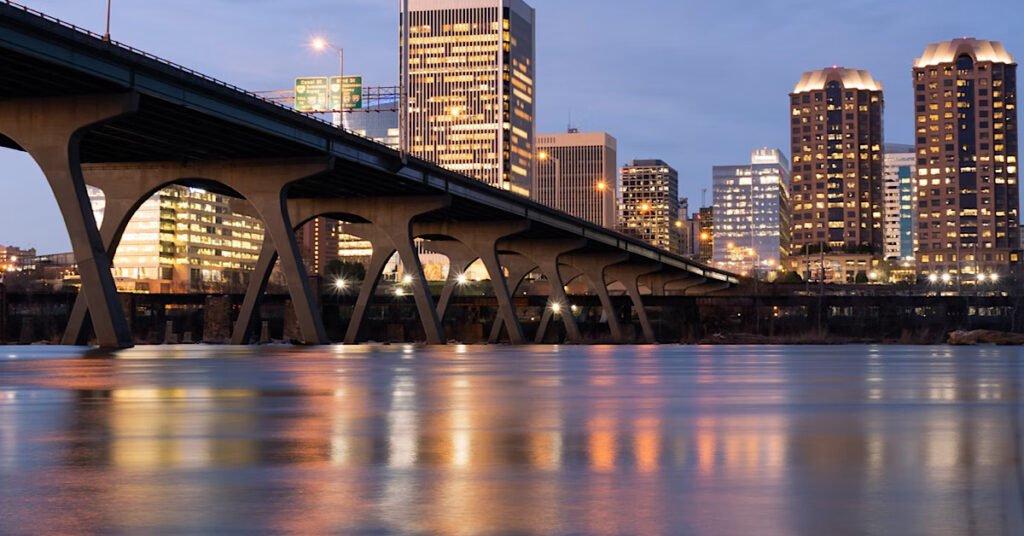 Virginia Car Insurance or Uninsured Motorist Fee? Know the Law